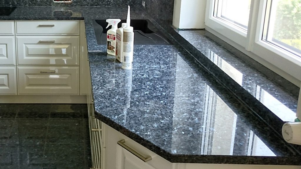 LABRADOR BLUE PEARL GT - NATURSTEINE BOGENSPERGER | Marmor - Granit ...